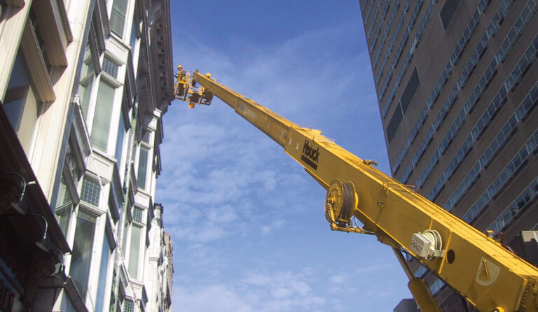 About Houck - A Commitment To Serving Excellence Since 1947